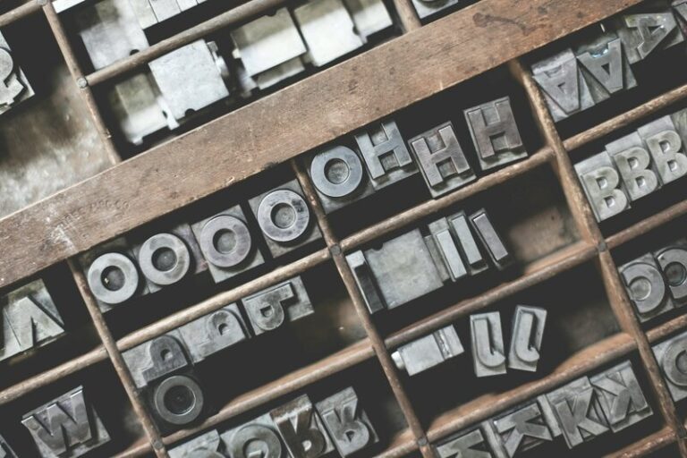 9 tips for kerning in typography | BBC Maestro